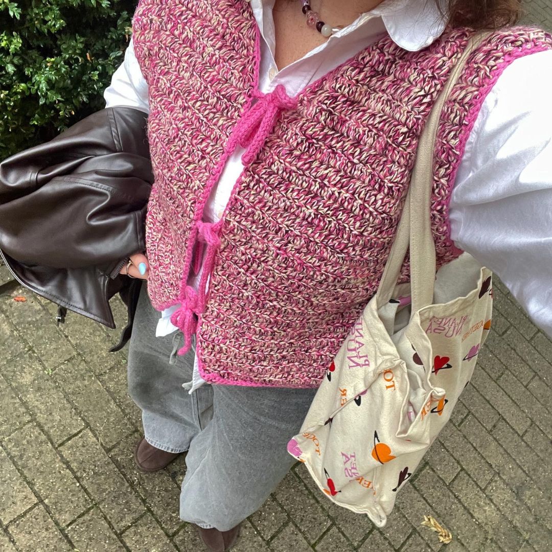 Indi Vest (dansk) – nomiuniverse